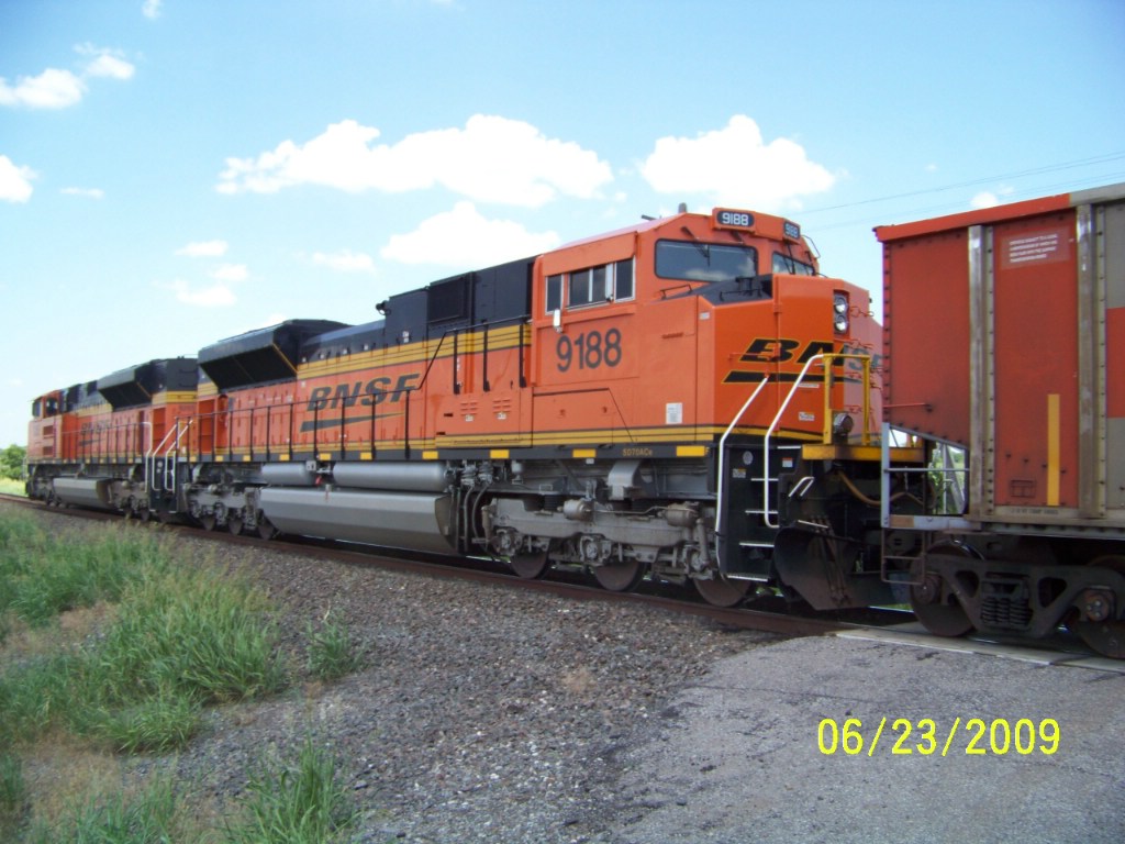 BNSF SD70ACe 9188